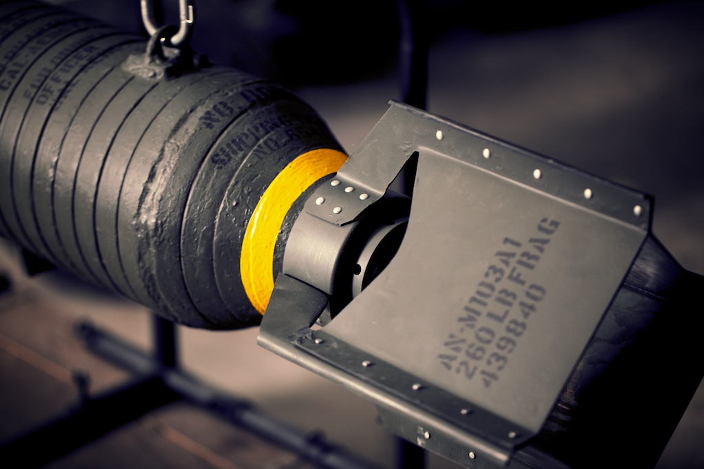 War Relic Replicas | AN-M81 260lb Fragmentation Bomb Replica - Museum ...